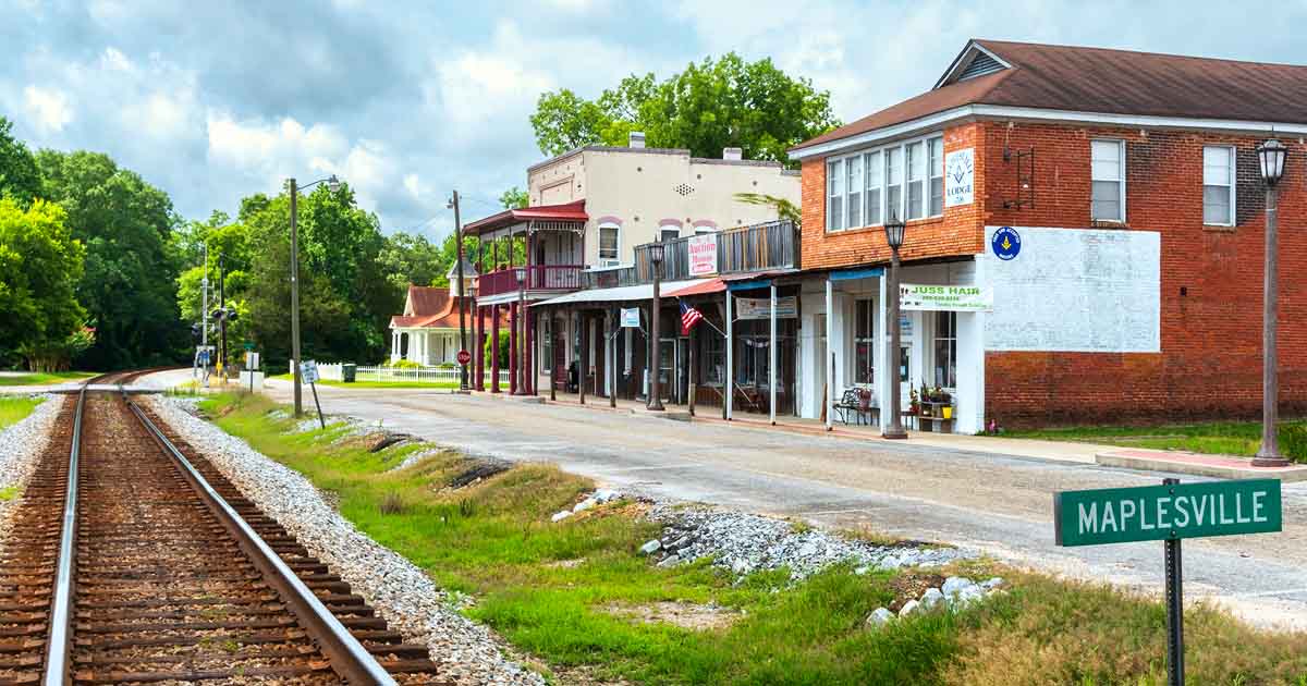 These 9 Historic Railroad Towns In Alabama Will Transport You Back In Time