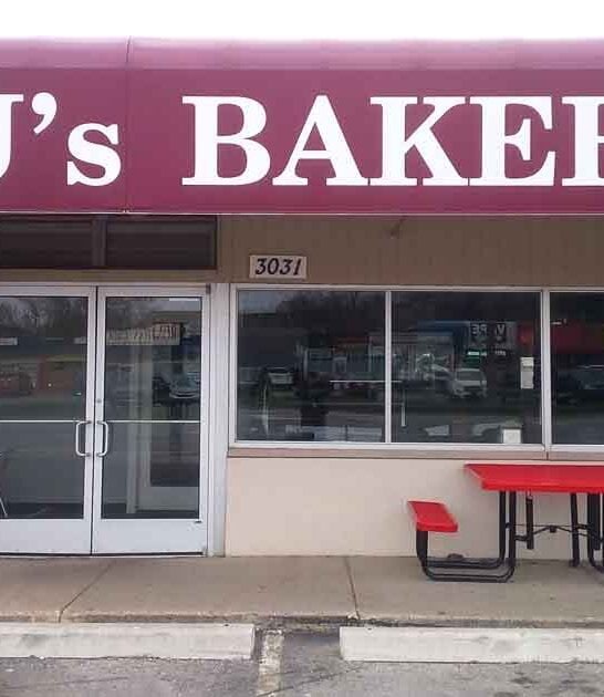amazing donuts michigan bakery ftr