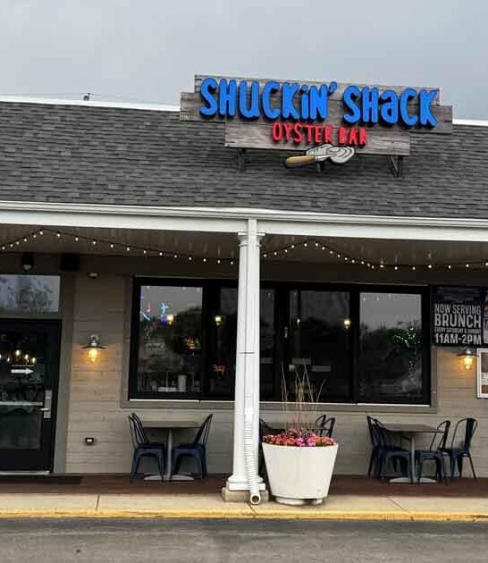 amazing illinois seafood joints ftr