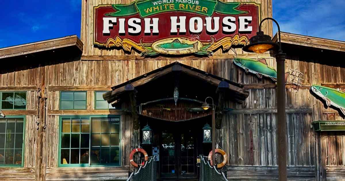This No-Frills Missouri Eatery Serves Clam Chowder Worth Driving Hours For
