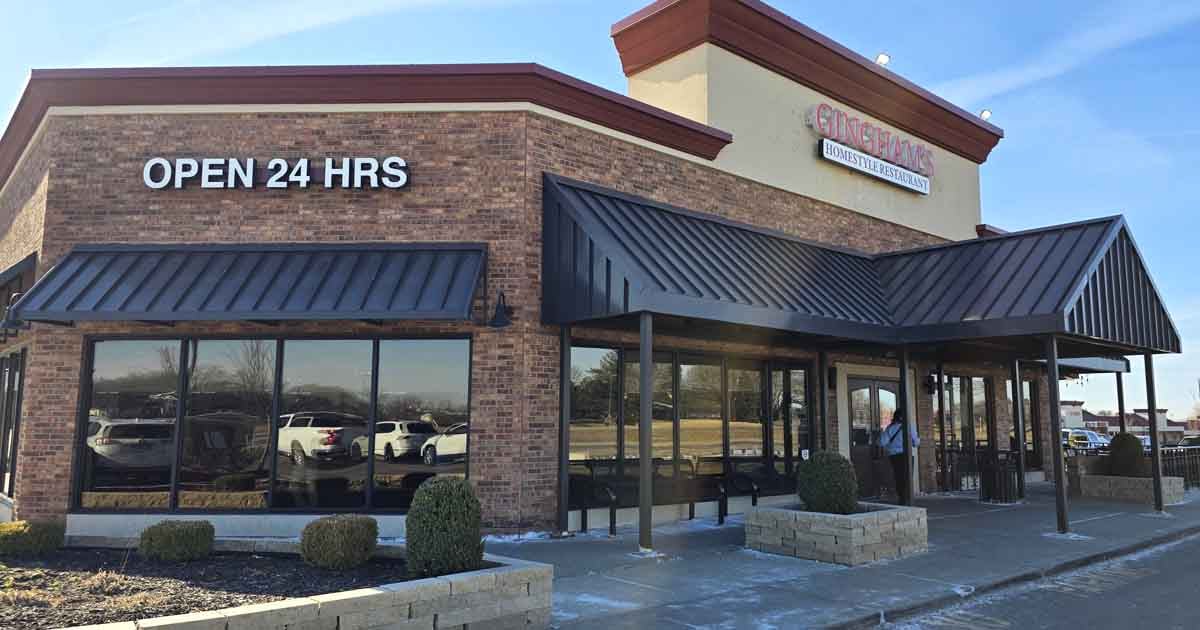 The Best Biscuits And Gravy In Missouri Are Hiding In This Unassuming ...