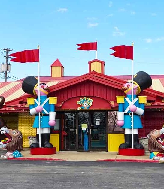 biggest toy museum missouri ftr