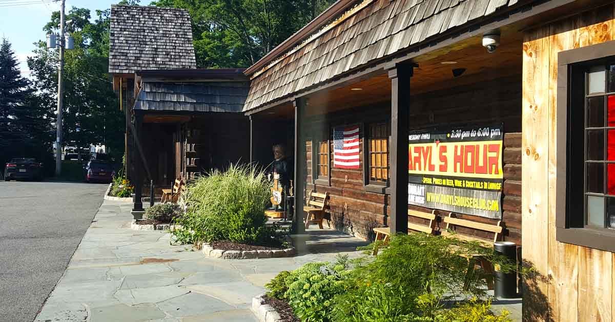 The Best Burger-And-Live-Music Combo In New York Is At This Hidden Gem