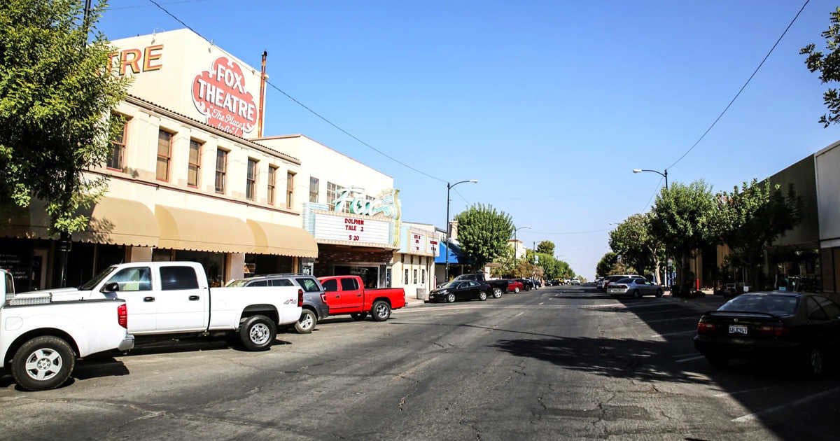 This California Town Has Home Prices Under $140,000, And Locals Are ...