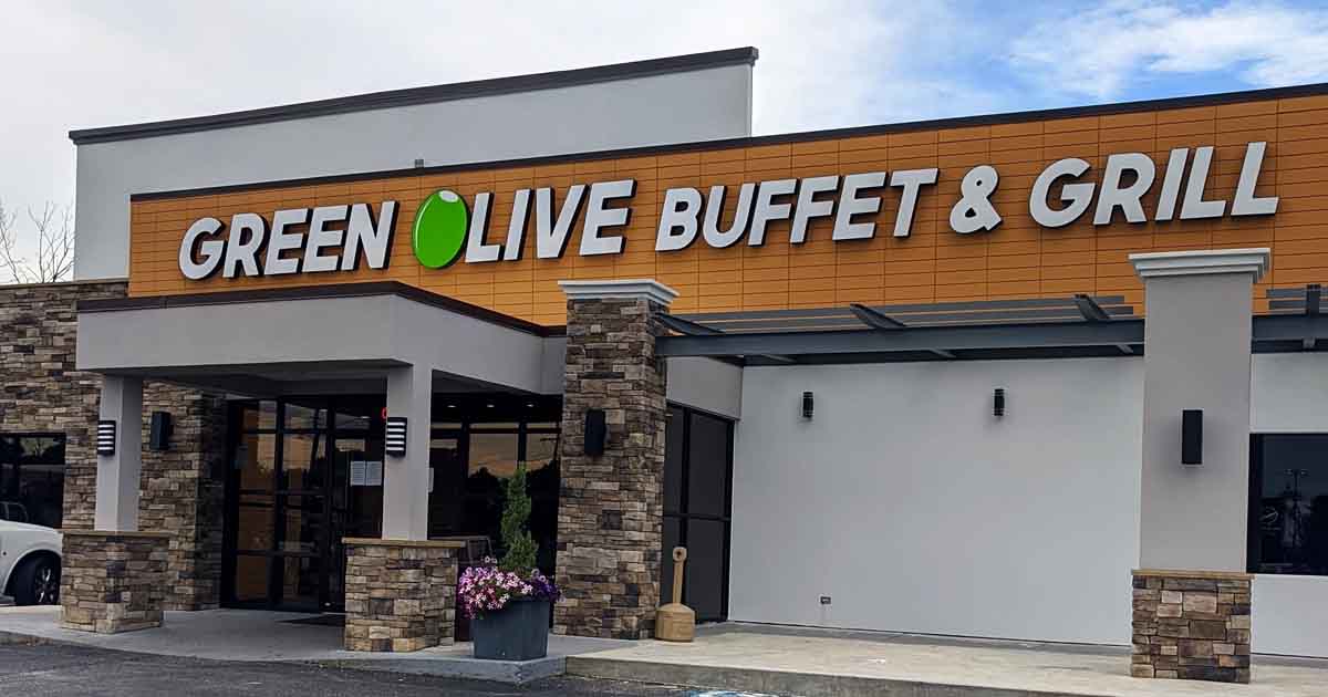 Eat To Your Heart's Content At This Legendary No-Frills Buffet In Virginia