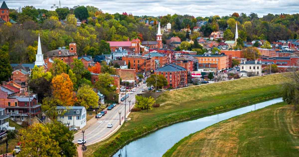 This Charming Illinois Town Will Make You Feel Like You're In Europe