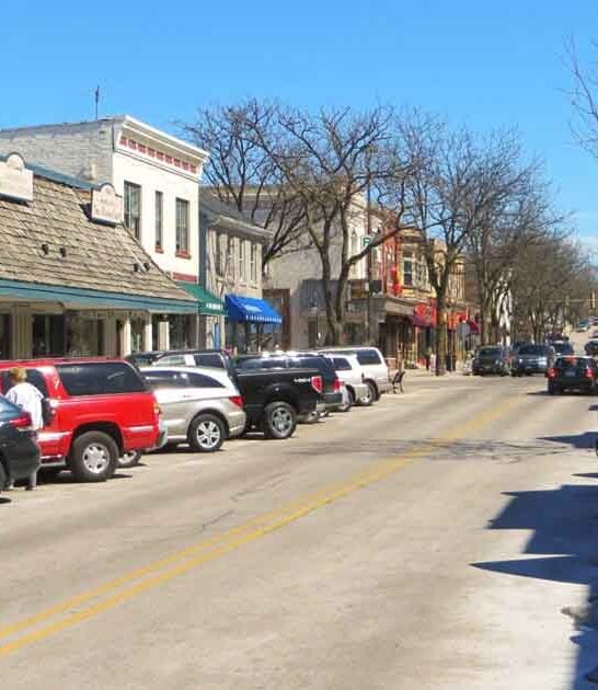 charming resort towns illinois ftr