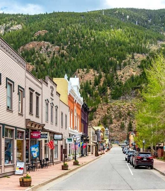 You’ll Feel Like You’ve Stepped Into A Hallmark Movie When You Visit This Colorado Town