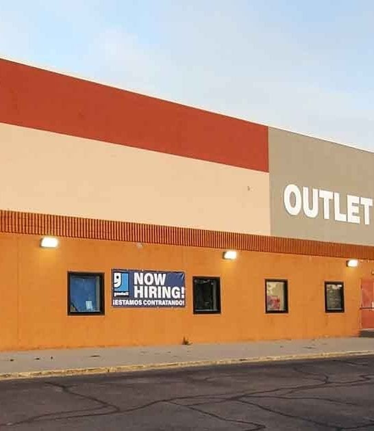 This Colorado Thrift Store Is So Big, People Get Lost In It And Don&rsquo;t Even Care