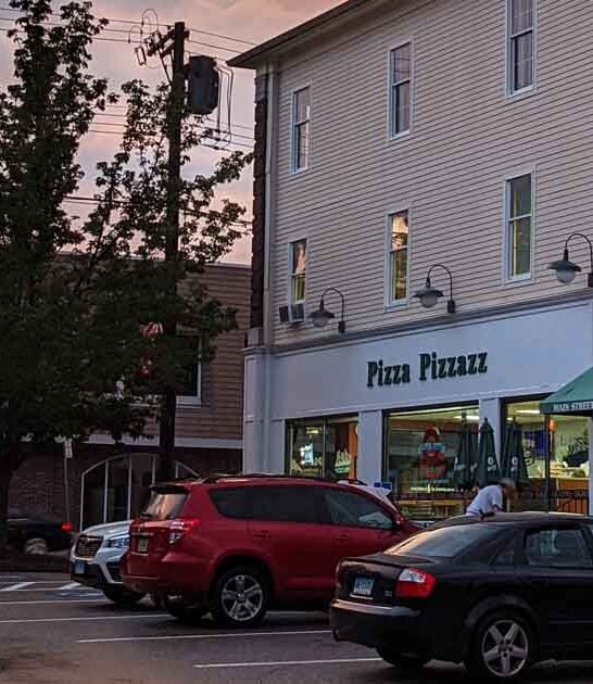 connecticut pizzeria beloved hangout ftr