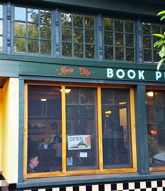 cozy oregon bookstore bar ftr