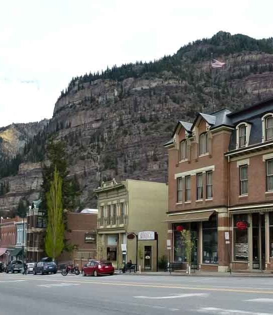 dreamy colorado mountain towns ftr