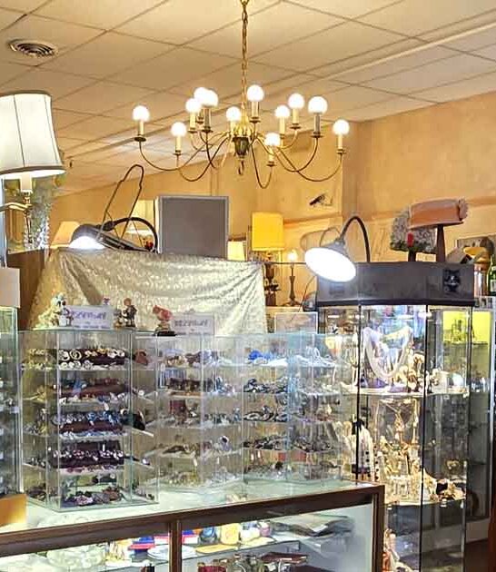 enormous minnesota antique paradise ftr