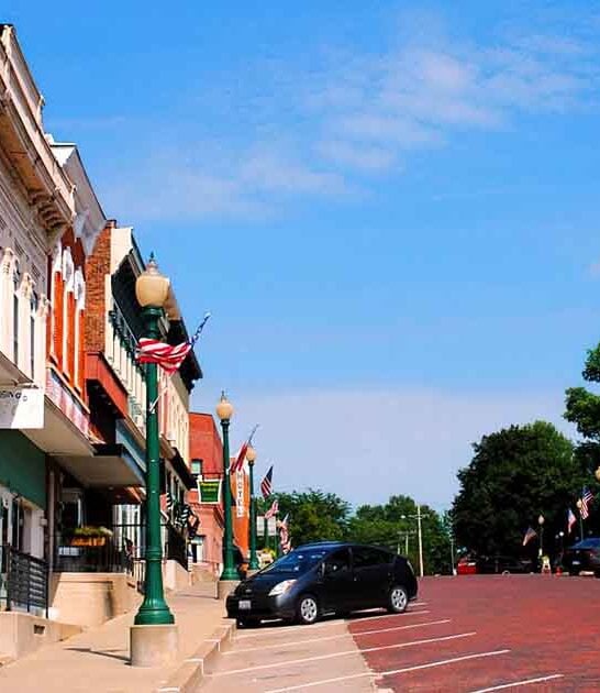 escape peaceful illinois town ftr