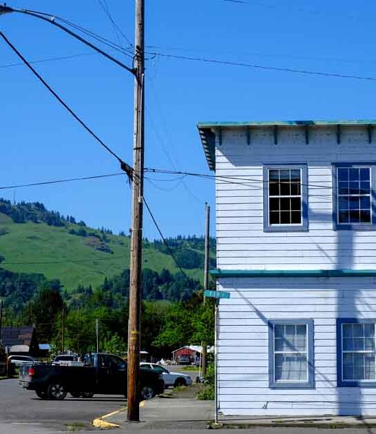 escape world town oregon ftr