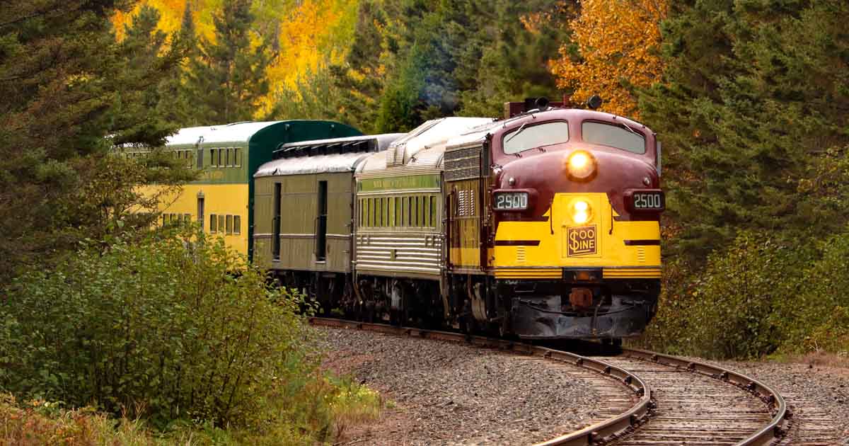 R49 Train Ride This Stunning Minnesota Train Ride Belongs In The Wizarding World Of ...