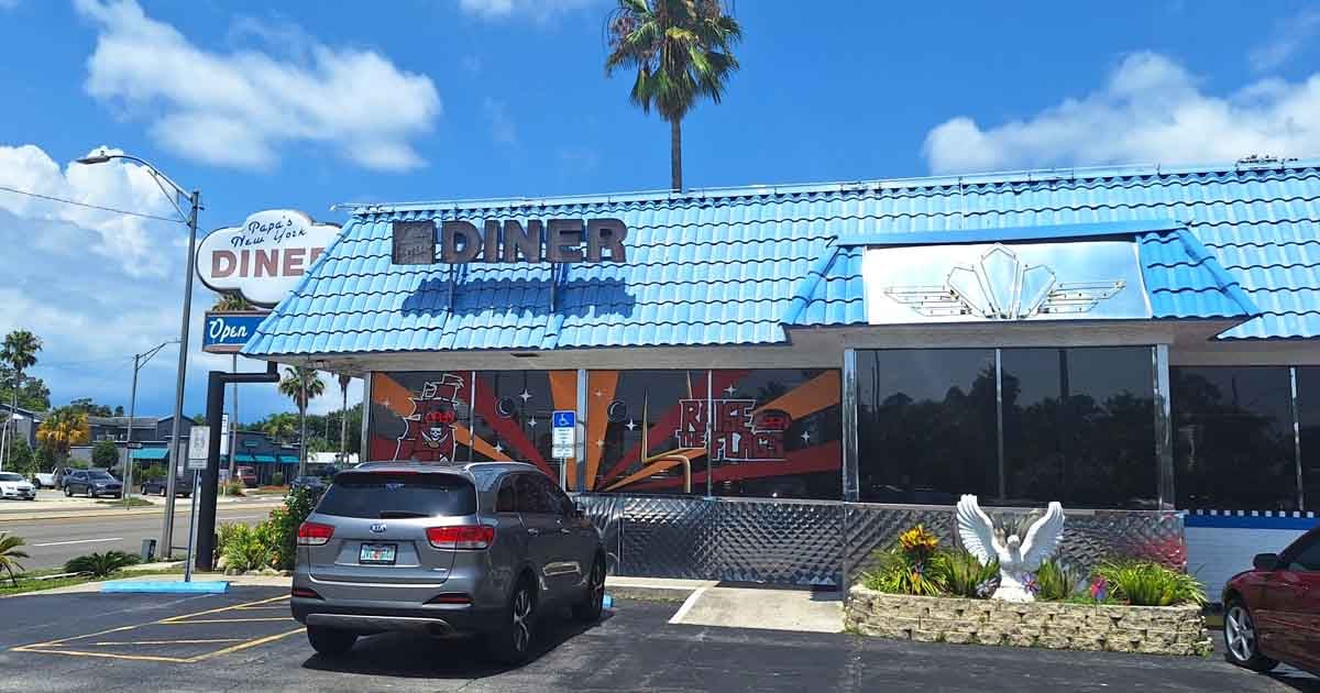The Little Florida Diner Where Everyone Knows Your Name And The Pie Is ...