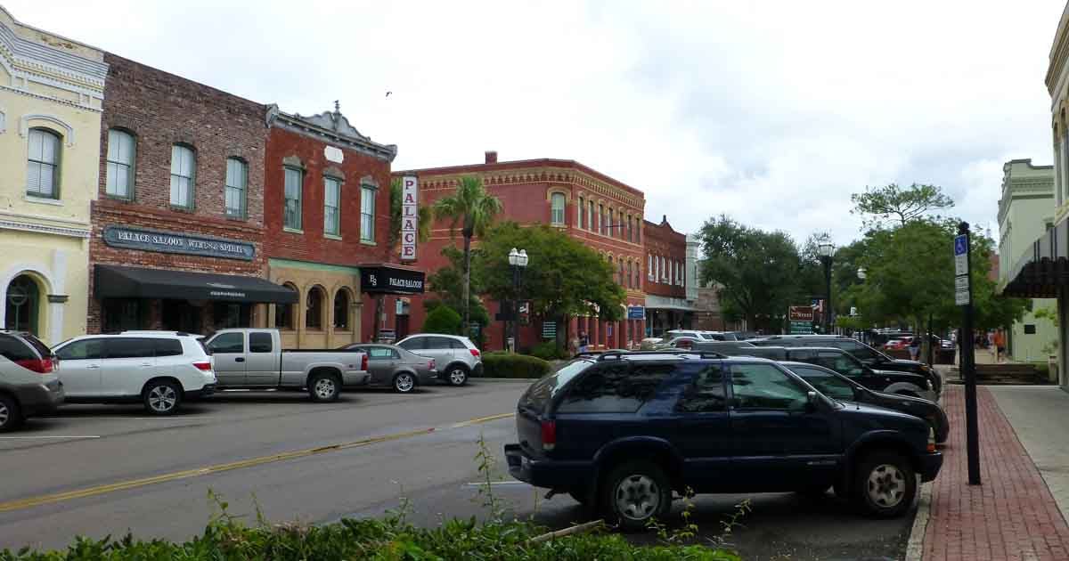 Foodies Are Flocking To These 8 Small Florida Towns And You Need To Get ...