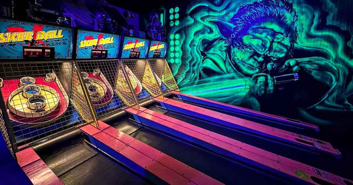 Massachusetts Is Home To The Most Nostalgic Arcade Bar You'll Ever Visit