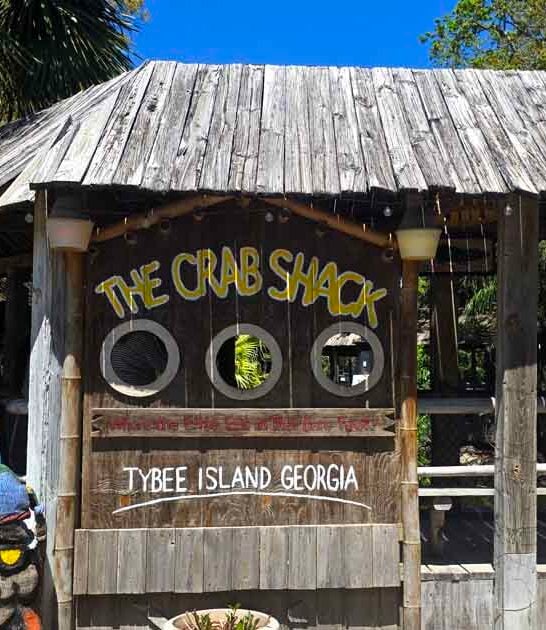 This Unassuming Georgia Restaurant Serves The Best Seafood You&rsquo;ll Ever Taste
