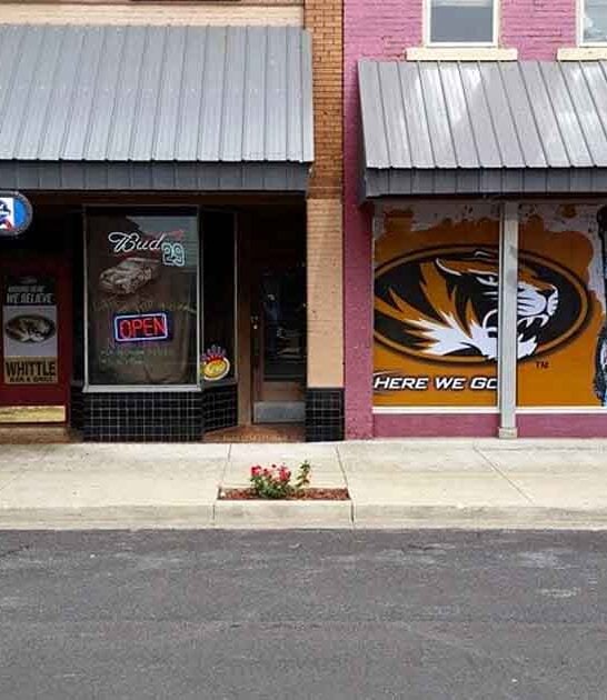One Bite Of This Giant Missouri Tenderloin And You&rsquo;ll Never Go Anywhere Else