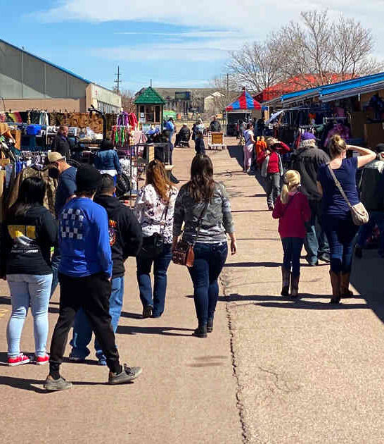 gigantic colorado flea market ftr