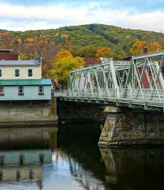 gorgeous massachusetts living postcard ftr