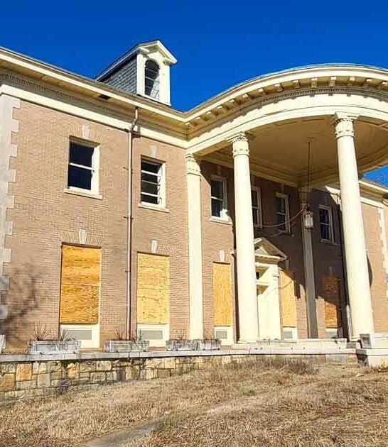 historic abandoned mansion georgia ftr