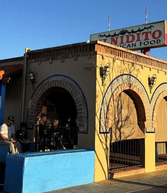 This No-Frills Arizona Restaurant Has Hosted More Presidents Than You&rsquo;d Believe