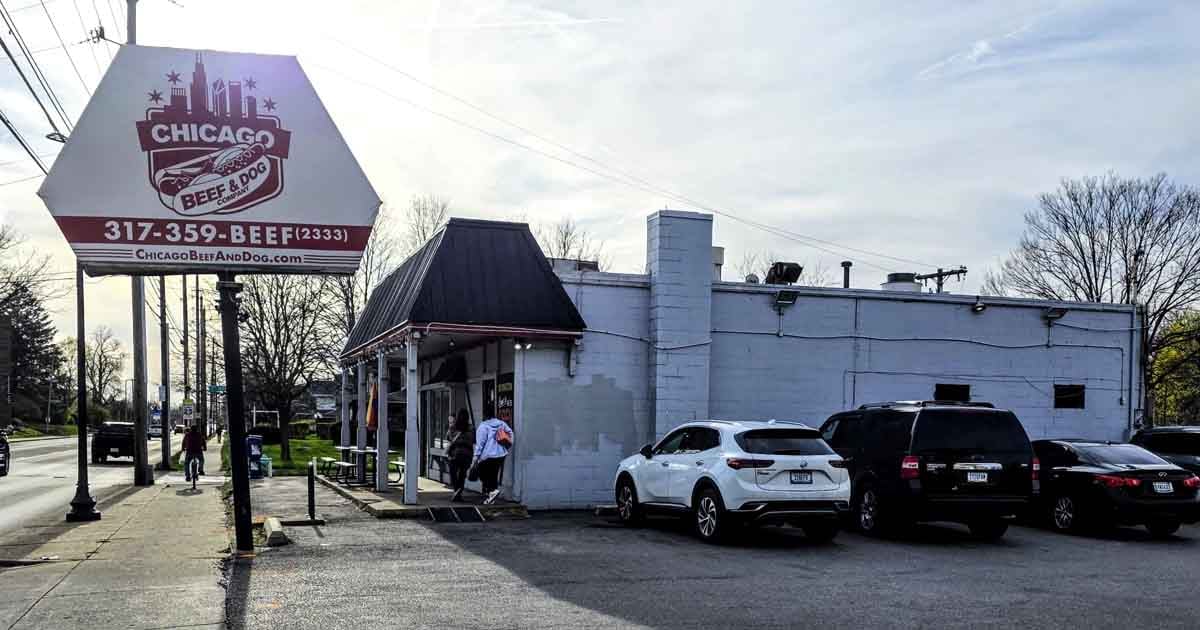 7 Under-The-Radar Hot Dog Spots In Indiana You'll Wish You Found Sooner