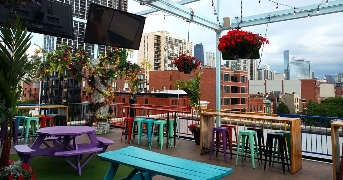 This Illinois Restaurant's Adult Playground Is The Best Kept Secret In ...