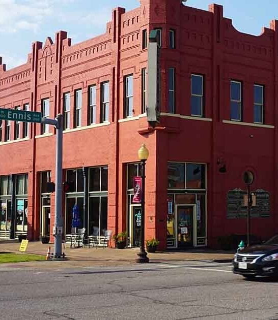 incredible small towns texas ftr