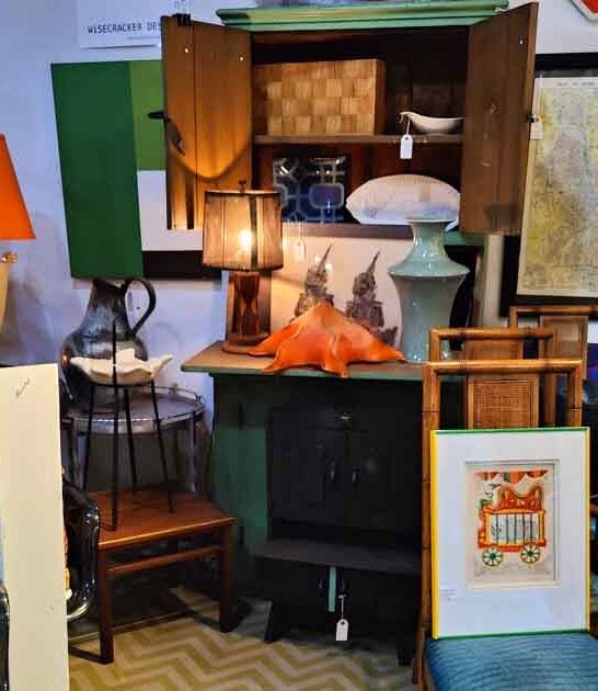 You Won&rsquo;t Believe The Deals At This Enormous Vintage Store In Indiana