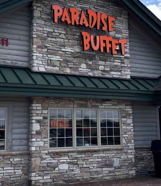 This Unassuming Indiana Buffet Has Been Packing In Crowds For Years