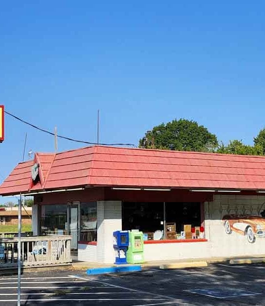 This Indiana Diner Will Transport You Straight To The &rsquo;50s