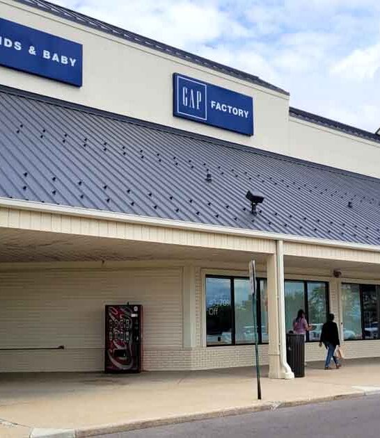 indiana giant outlet mall ftr