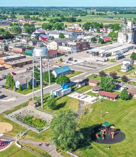 This Sleepy Indiana Town Is A Weekend Road Trip Dream