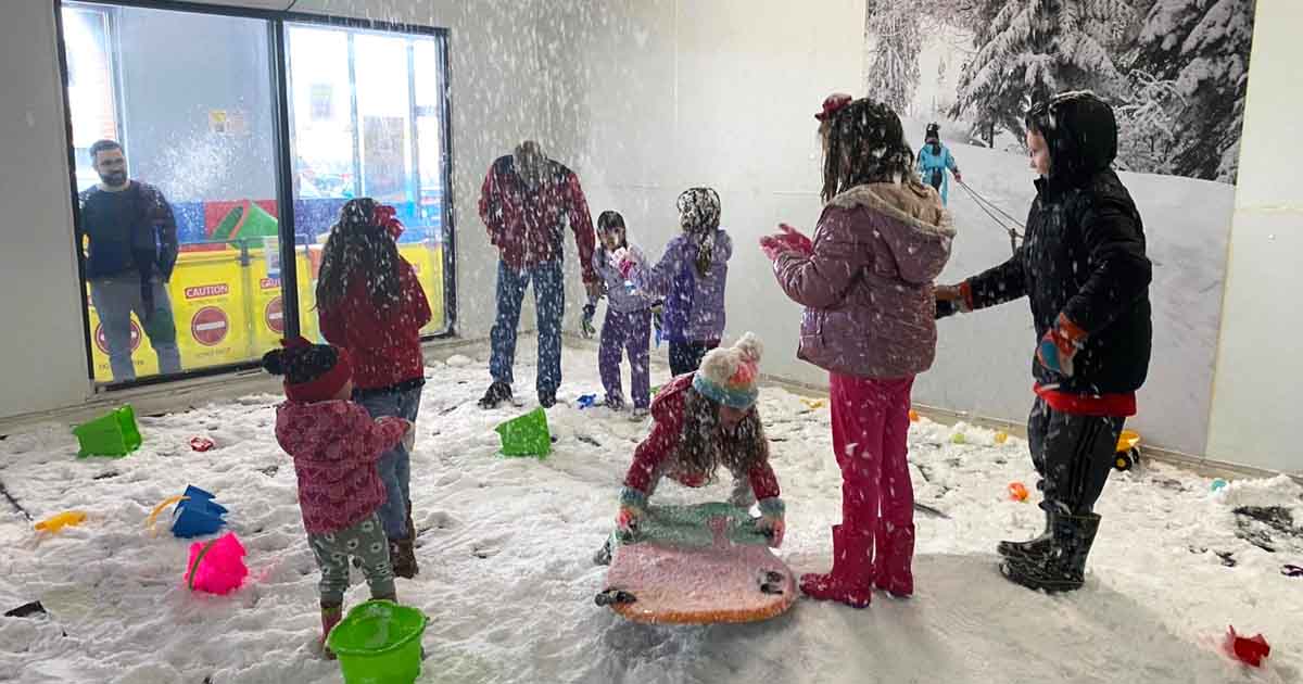 The Only Year-Round Indoor Snow Park In America Is Right Here In Texas ...