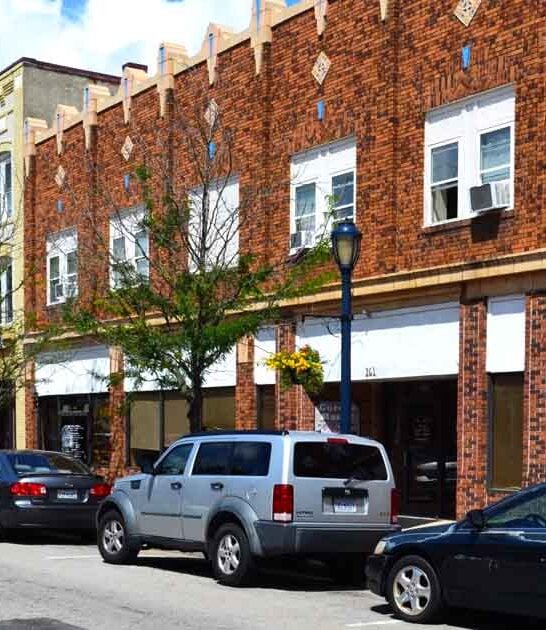This Virginia City Lets You Cover Rent, Groceries, And Utilities For Just $1,600 A Month