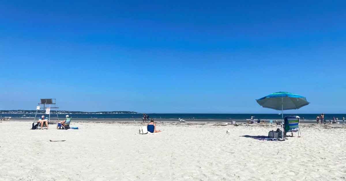 This Hidden Massachusetts Beach Is A Beachcomber's Dream Come True