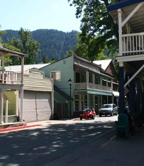 mesmerizing mountain town california ftr