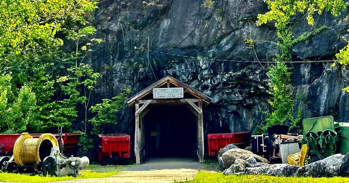 You Can Actually Mine For Gems At This Unique New Jersey Museum