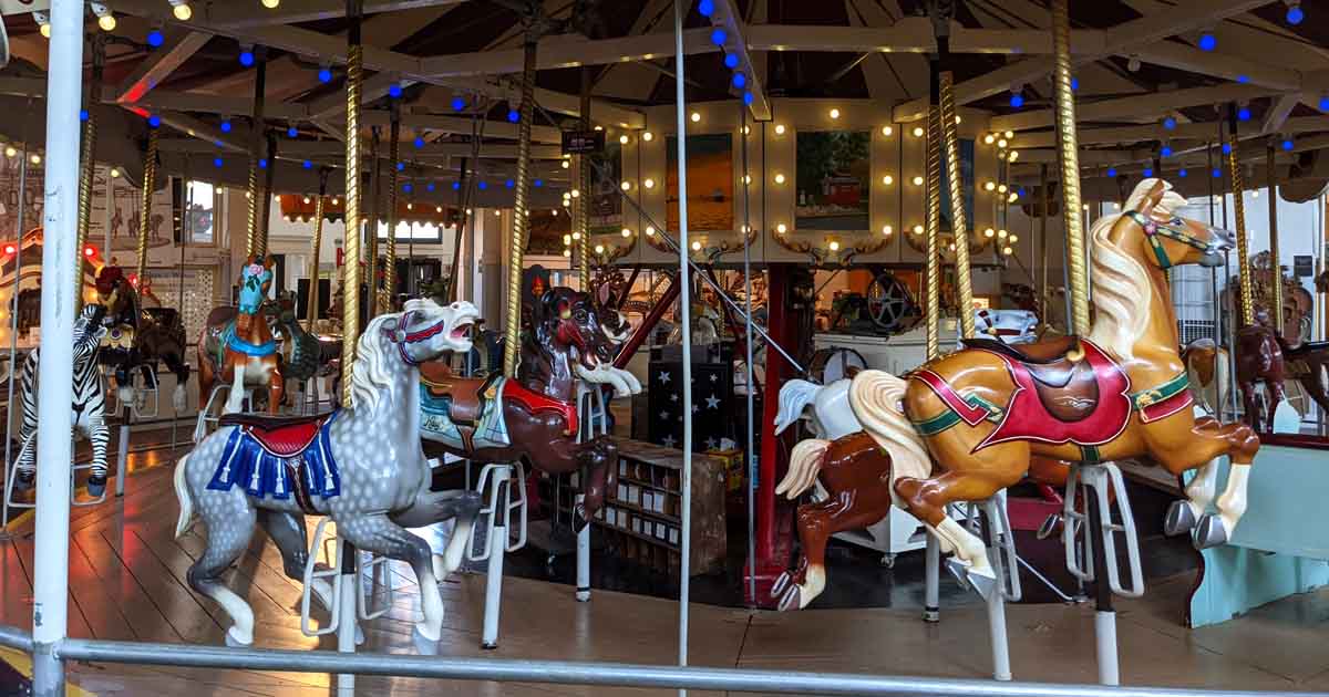 There's A Merry-Go-Round Museum In Ohio And It's Absolutely Enchanting