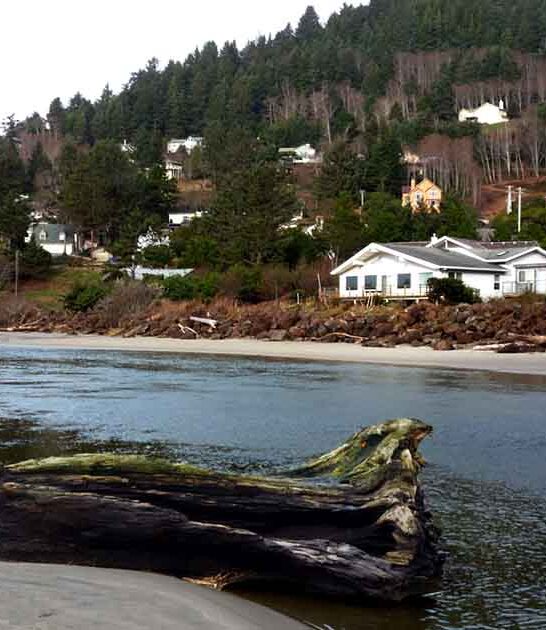 oregon gorgeous beach towns ftr