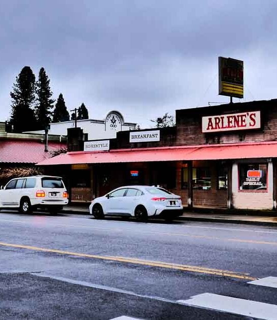 oregon secret quiet town ftr