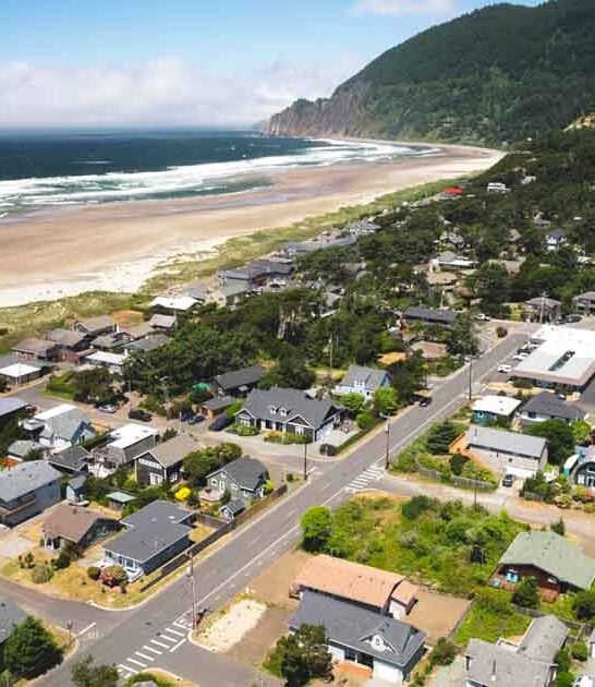 oregon sleepy beach towns ftr