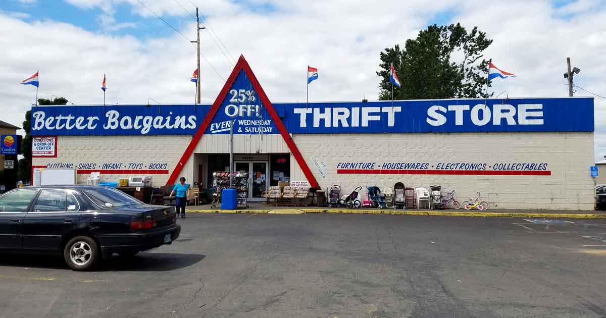 This Gigantic Oregon Thrift Store Lets You Haul Away A Full Cart For ...