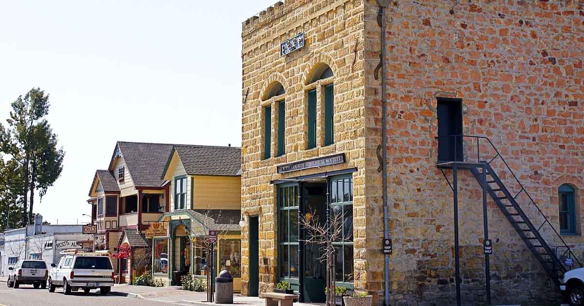 If You Want Peace And Quiet, These 14 Small California Towns Are ...
