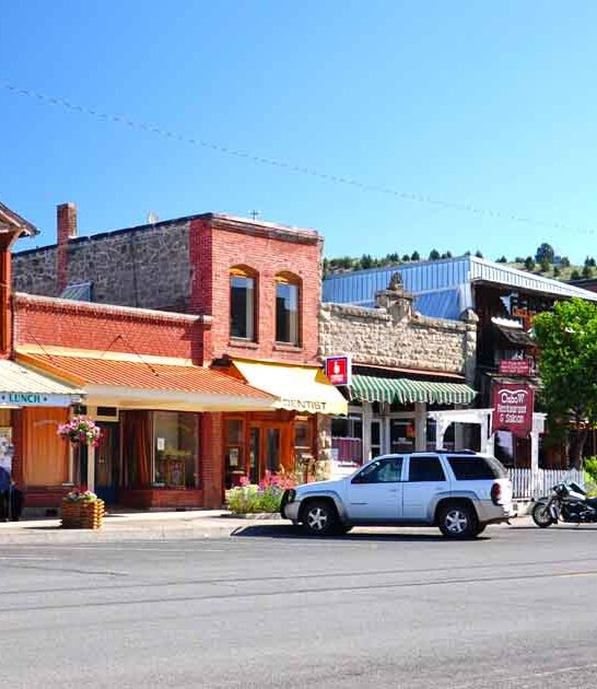 peaceful oregon towns escape ftr