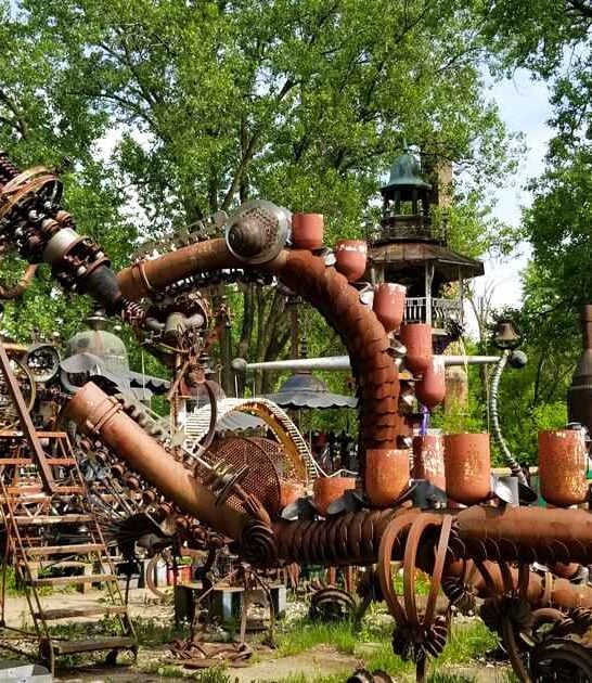 peculiar sculpture park wisconsin ftr